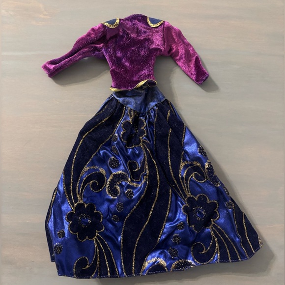 Barbie | Toys | Vintage 985 Mattel Oscar De La Renta Barbie Collector ...